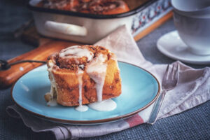 The Ultimate Guide to Making the Perfect Cinnamon Cake: Tips, Tricks ...